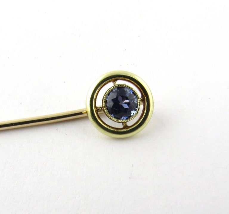 14 Karat Yellow Gold Cornflower Blue Sapphire Stick Pin at 1stDibs