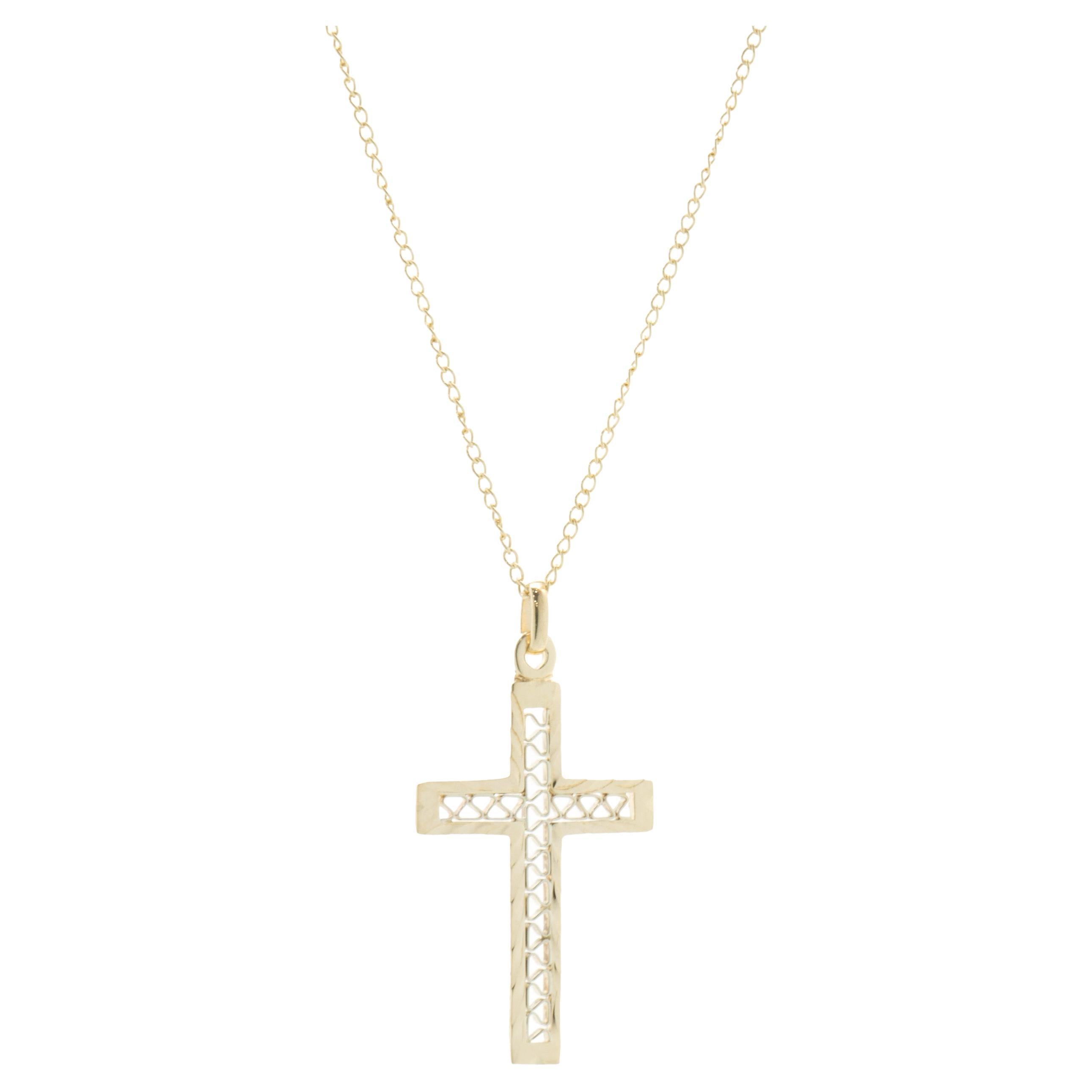 14 Karat Yellow Gold Cross Necklace For Sale at 1stDibs