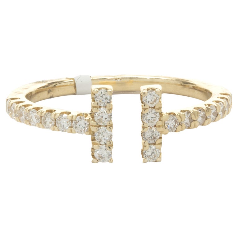 14 Karat Yellow Gold Diamond T Ring For Sale at 1stDibs