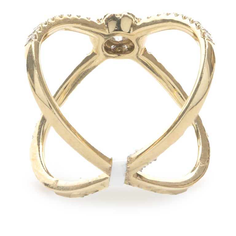14 Karat Yellow Gold Diamond X Ring with Cluster Center For Sale at 1stDibs