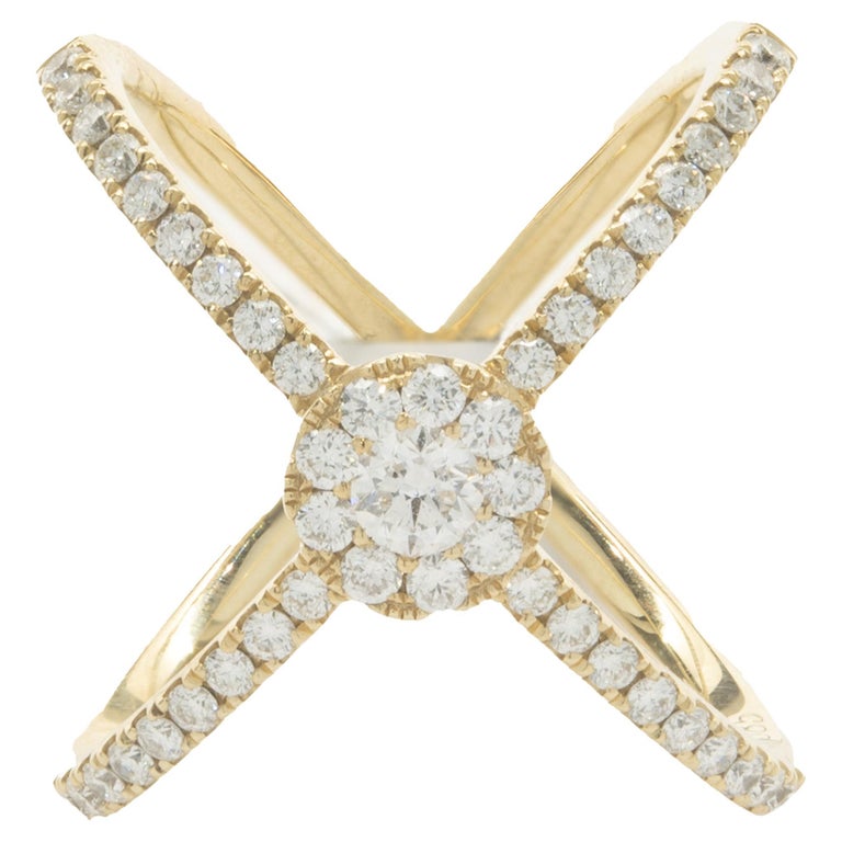 14 Karat Yellow Gold Diamond X Ring with Cluster Center For Sale at 1stDibs