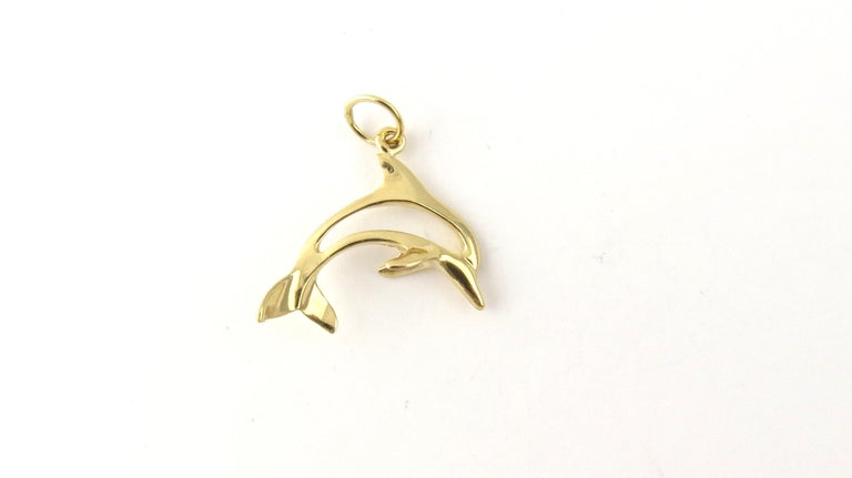 14 Karat Yellow Gold Dolphin Charm For Sale at 1stDibs