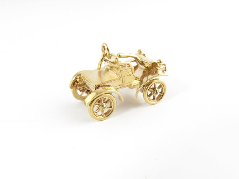 14 Karat Yellow Gold Electric Motor Car Charm For Sale at 1stDibs