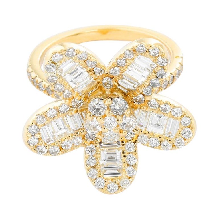 14 Karat Yellow Gold Flower Diamond Ring For Sale at 1stDibs