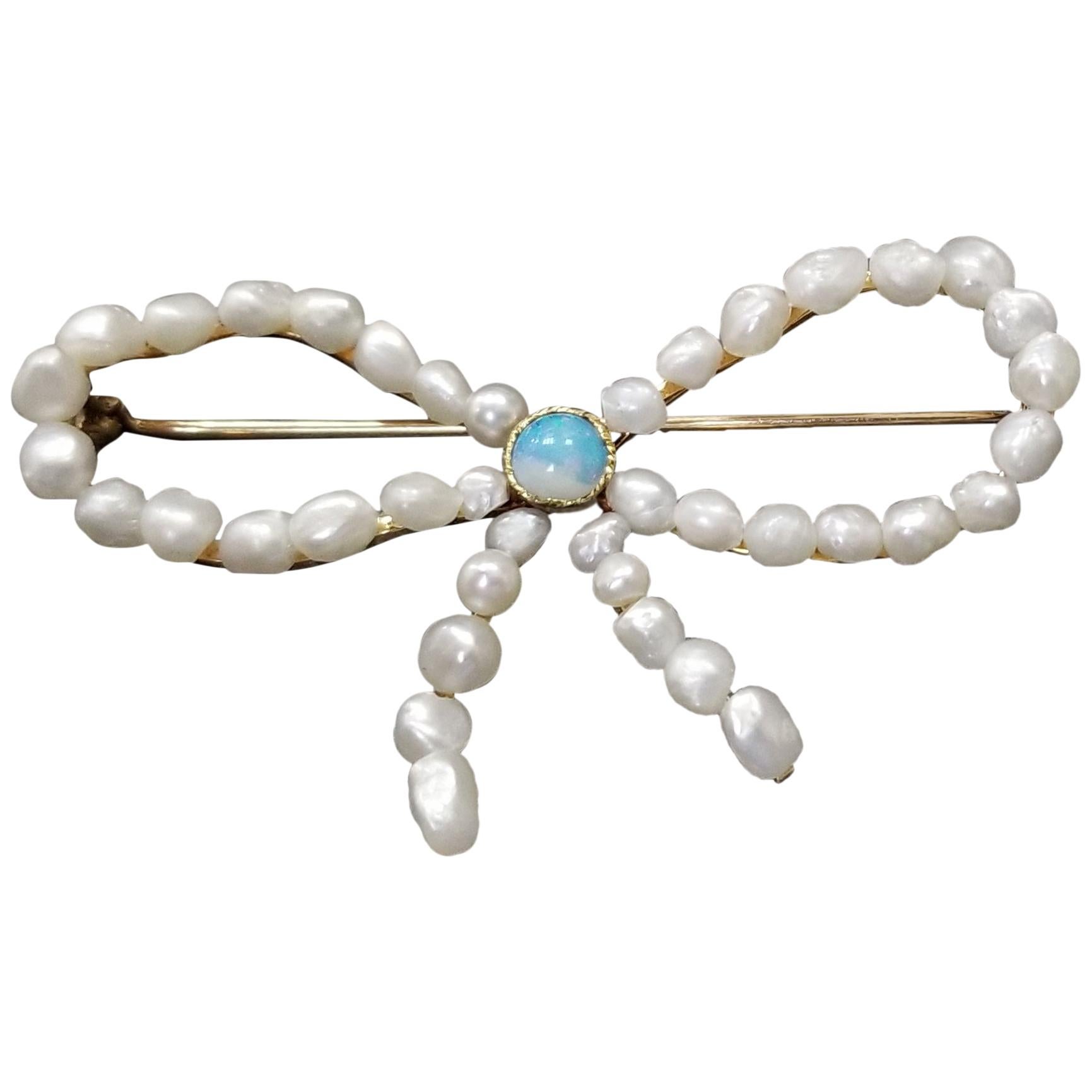 14 Karat White Gold Sea Pearl Pin For Sale at 1stdibs