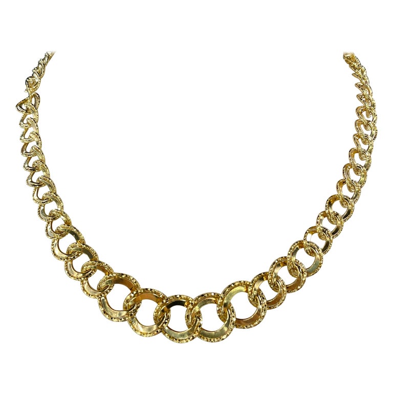 14 Karat Yellow Gold Graduated Link Necklace 13.6 Grams For Sale at 1stDibs