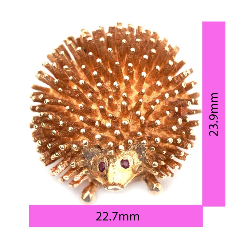 14 Karat Yellow Gold Hedgehog Pin at 1stDibs