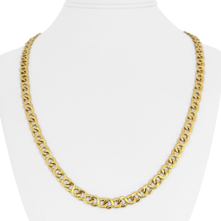 18 Karat Yellow Gold Hollow Figure Eight Curb Link Chain Necklace Italy ...