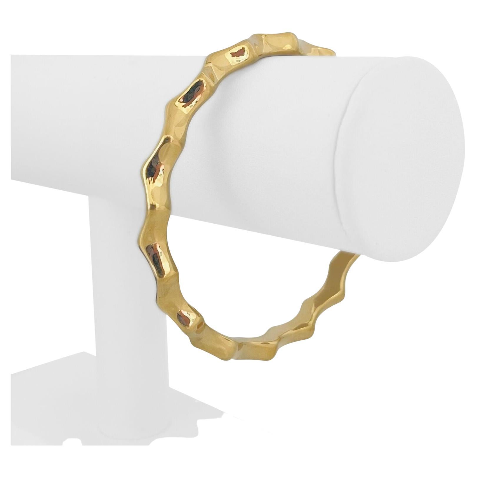 14 Karat Yellow Gold Hollow Polished Zig Zag Bangle Bracelet For Sale at 1stDibs