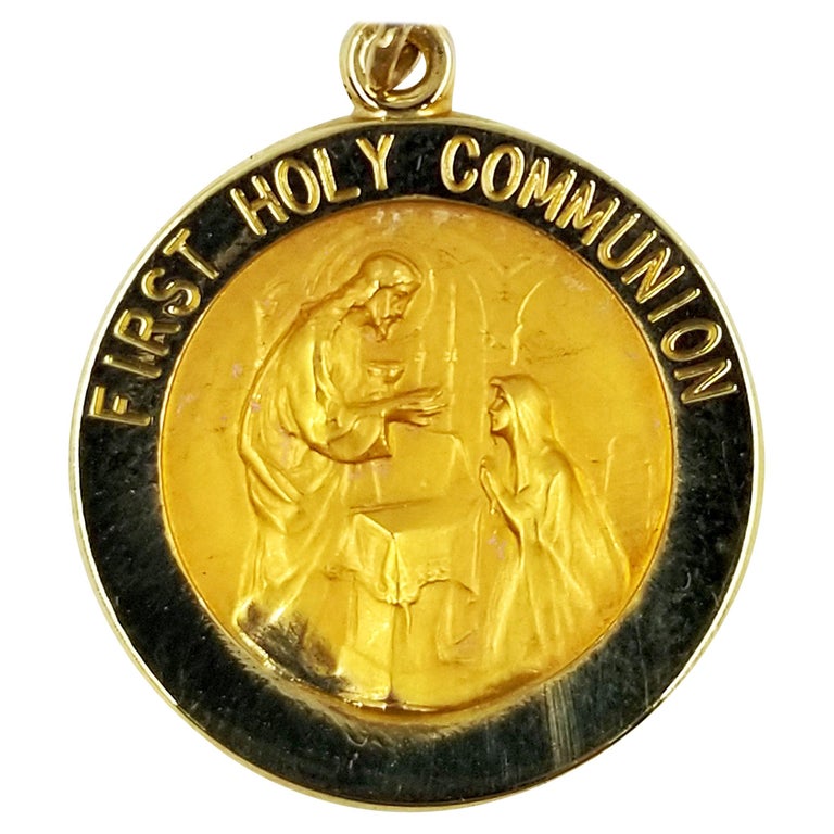 14 Karat Yellow Gold Holy Communion Medal For Sale at 1stDibs