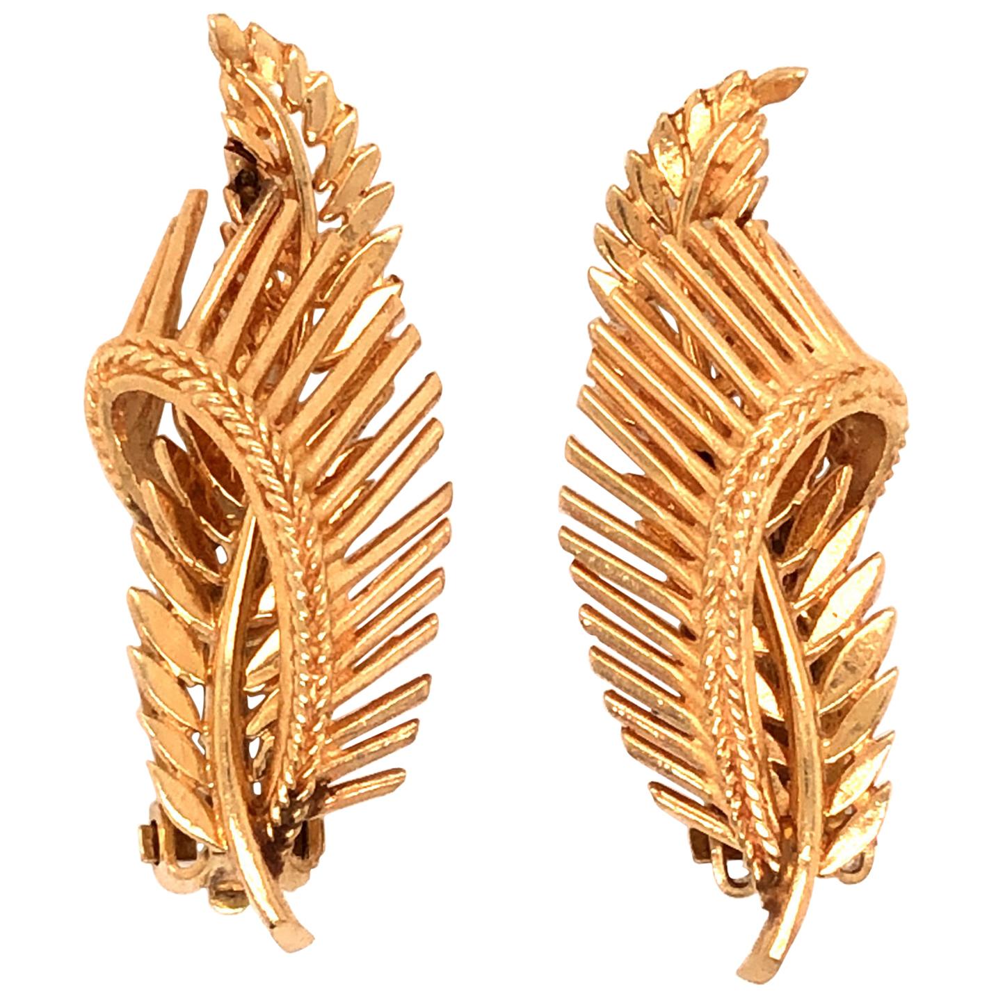 14 Karat Yellow Gold Turquoise Earclips For Sale at 1stDibs