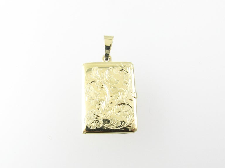 14 Karat Yellow Gold Locket Pendant at 1stDibs