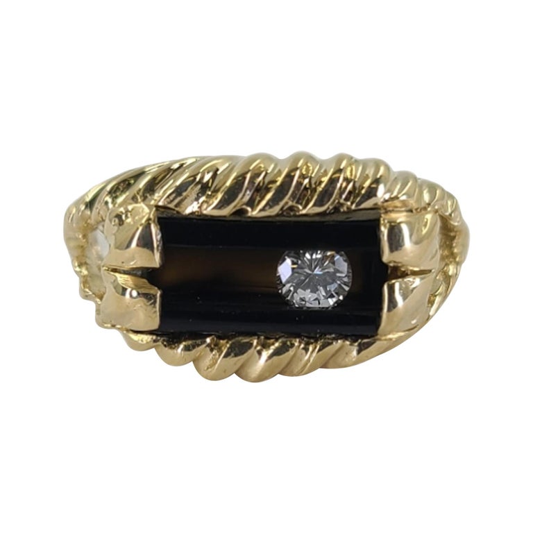Yellow Gold Onyx and Sliding Diamond Ring For Sale at 1stDibs