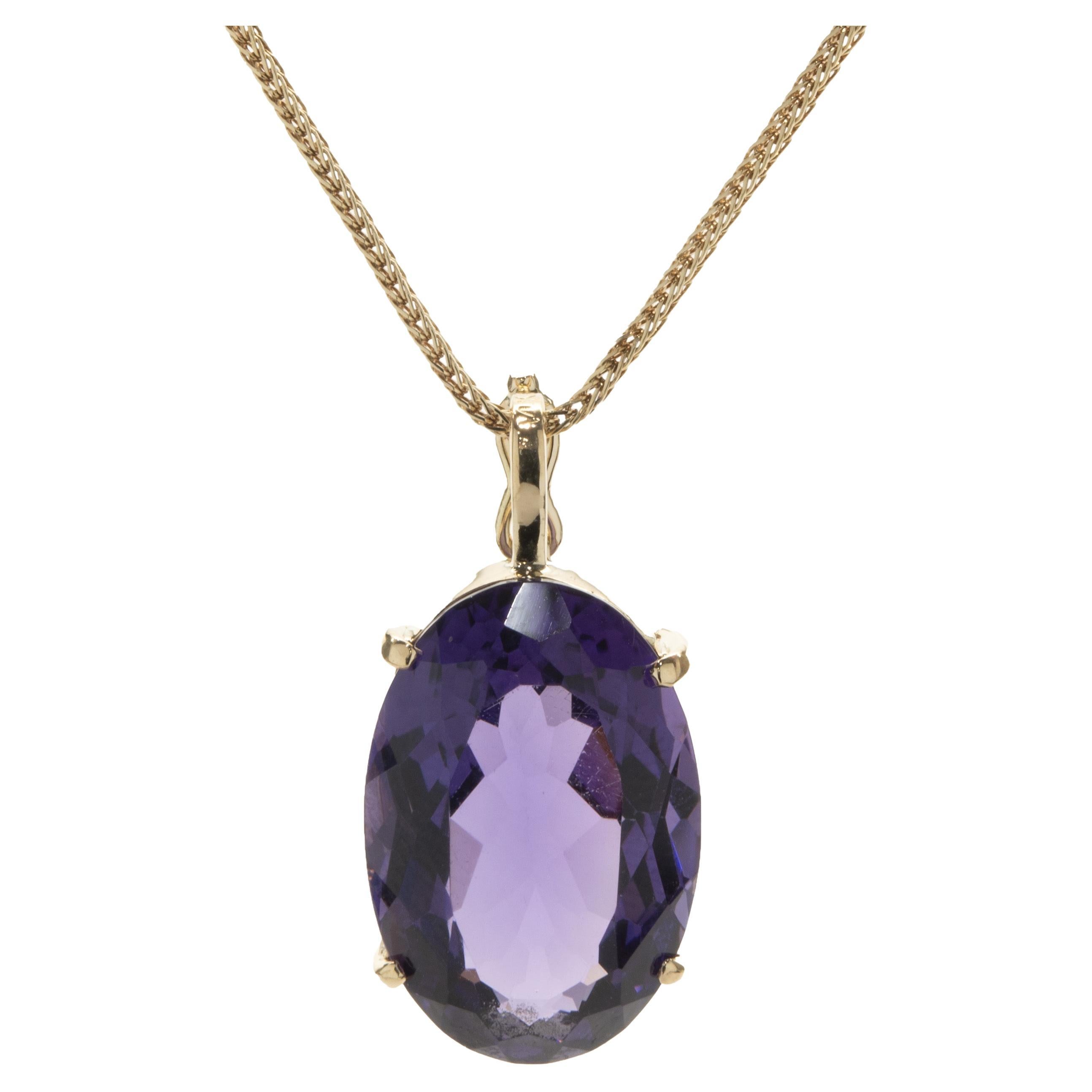 23 Carat Oval Amethyst Pendant Chain Necklace 14 Karat Yellow Gold ...