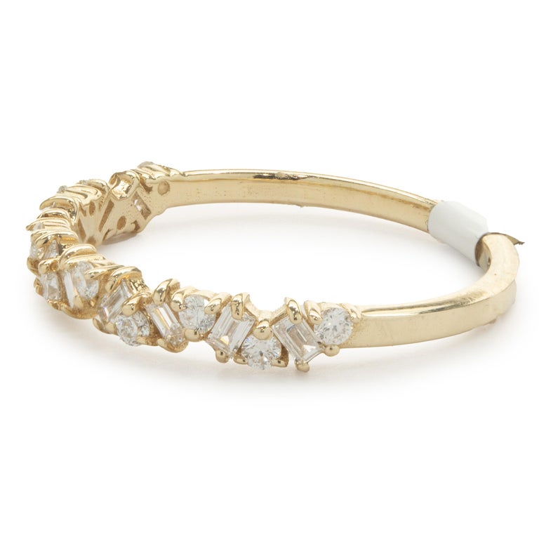 14 Karat Yellow Gold Multi Shape Diamond Staggered Band For Sale at 1stDibs