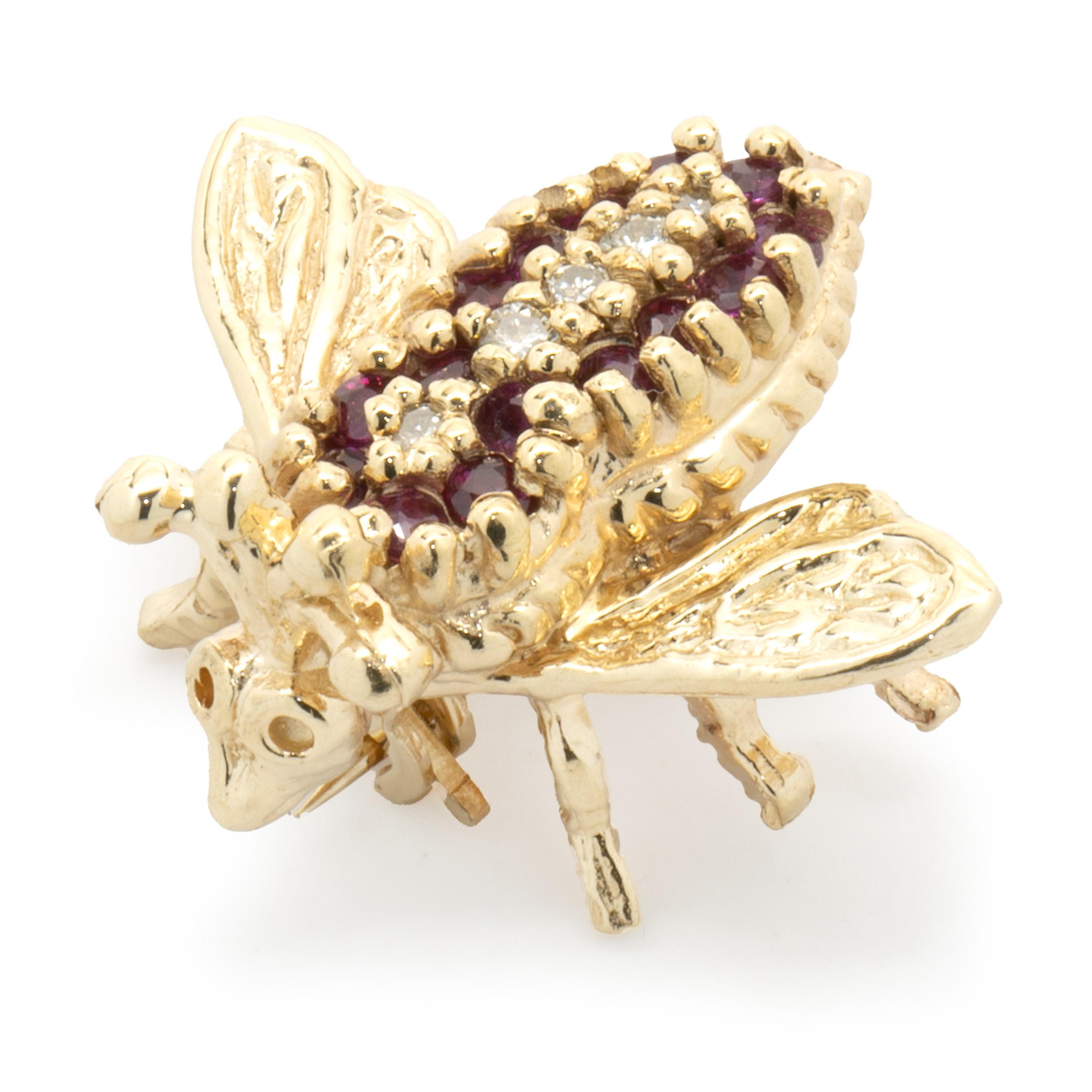 14 Karat Yellow Gold Diamond and Emerald Bee Pin For Sale at 1stDibs