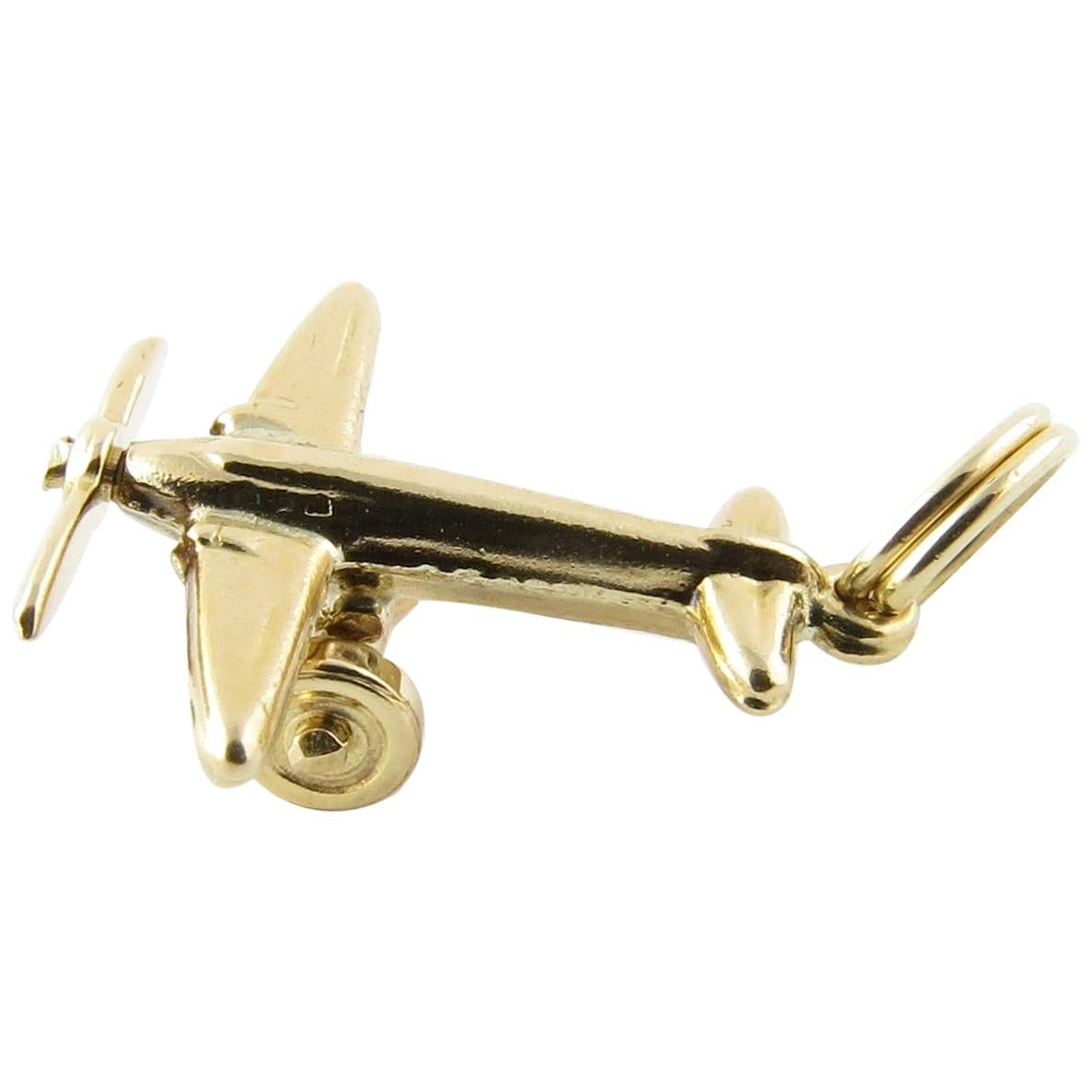 14 Karat Yellow Gold Propeller Airplane Charm at 1stDibs