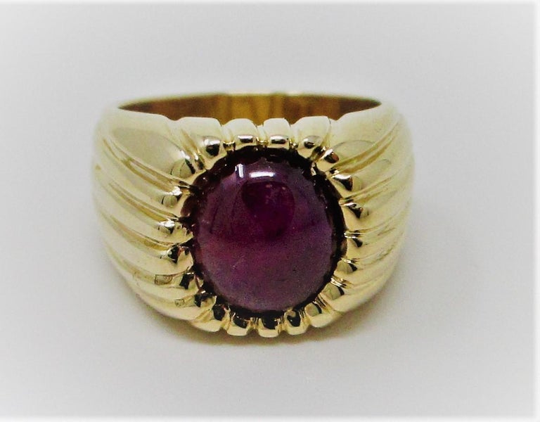 14 Karat Yellow Gold Ruby Ring at 1stDibs