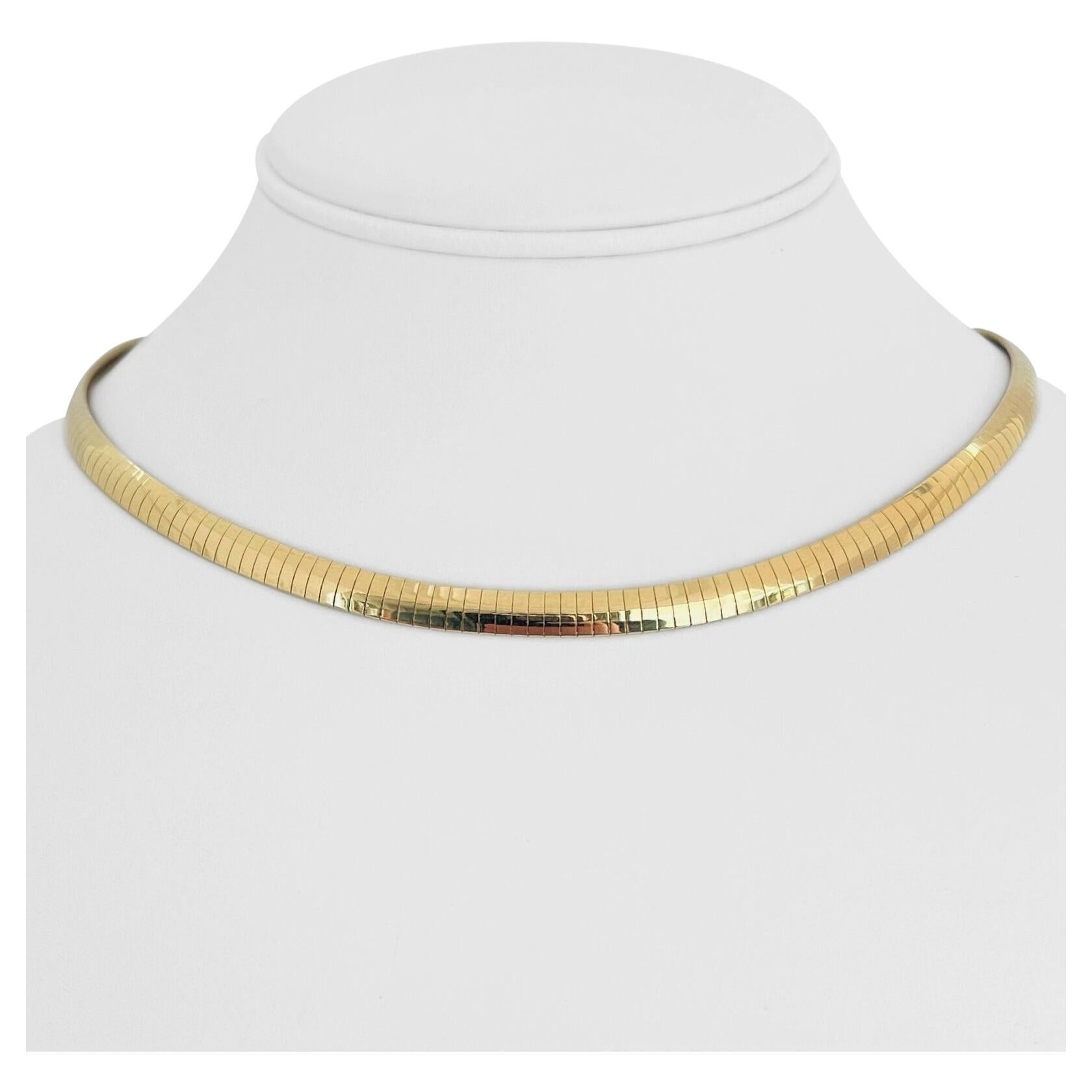 14 Karat Yellow Gold Solid Ladies Omega Link Necklace Italy For Sale at ...