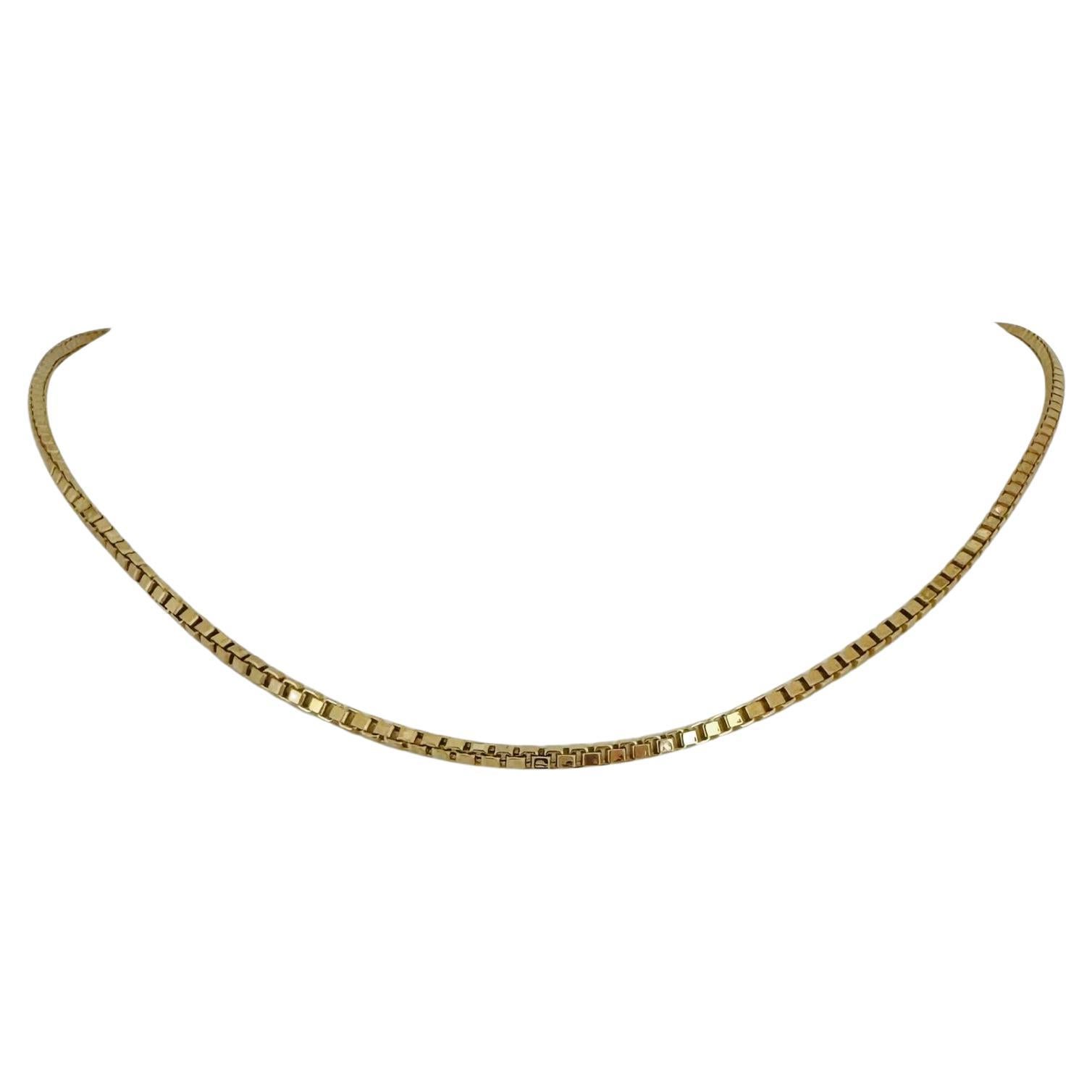 Italian 14 Karat Yellow Gold Graduated Link Chain Necklace at 1stDibs