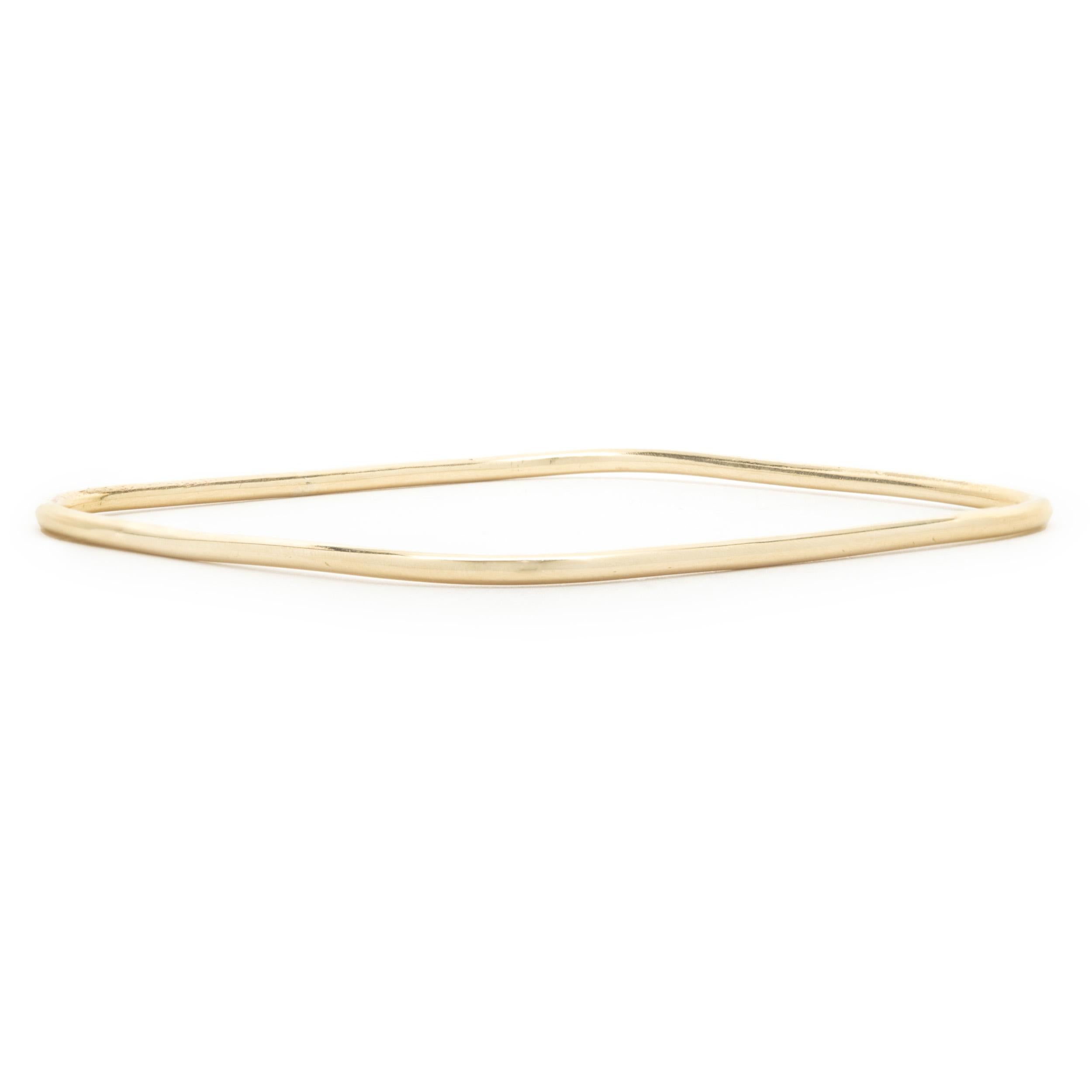 14 Karat Yellow Gold Square Bangle Bracelet For Sale at 1stDibs