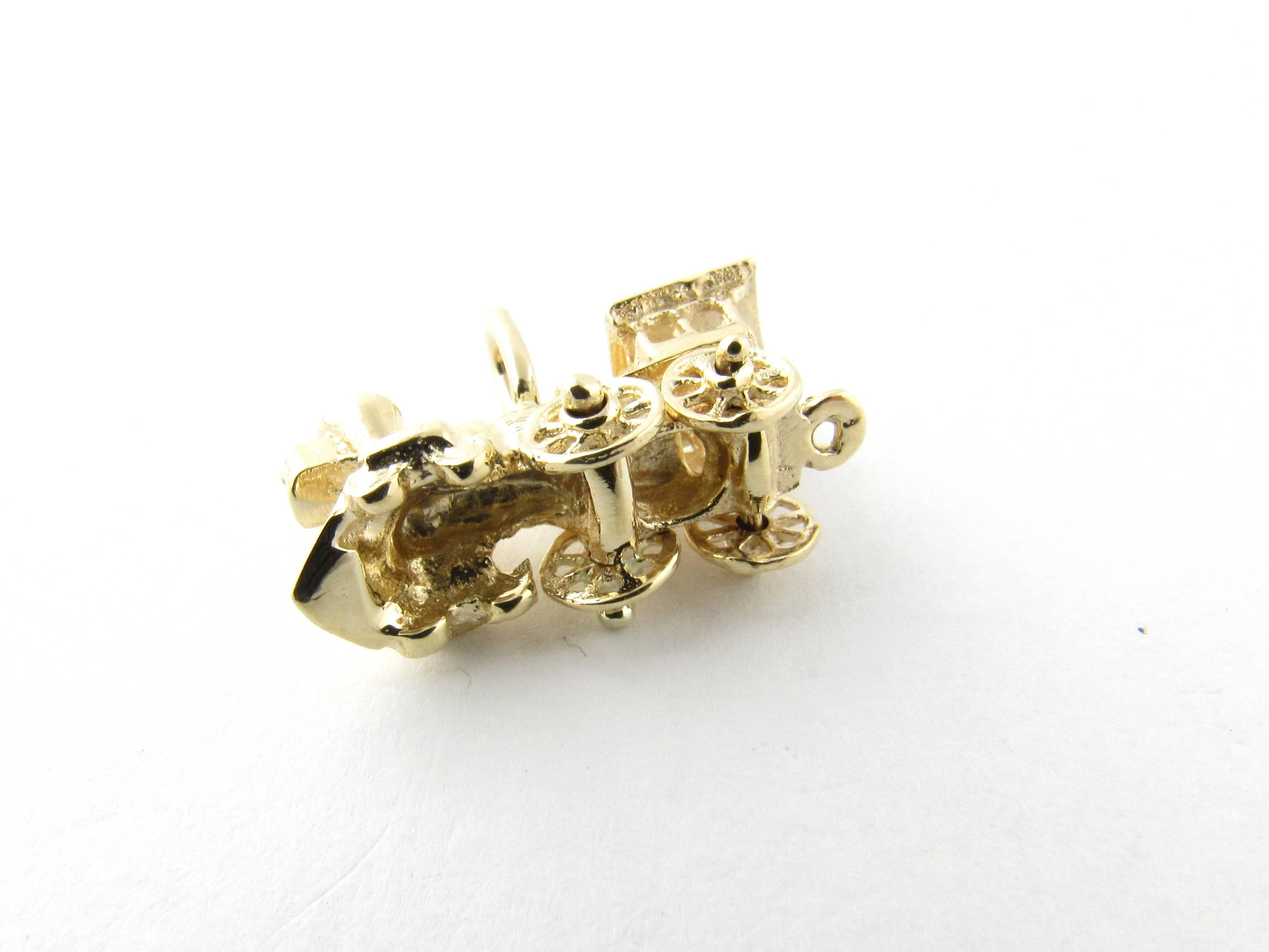 14 Karat Yellow Gold Steam Engine Charm at 1stDibs