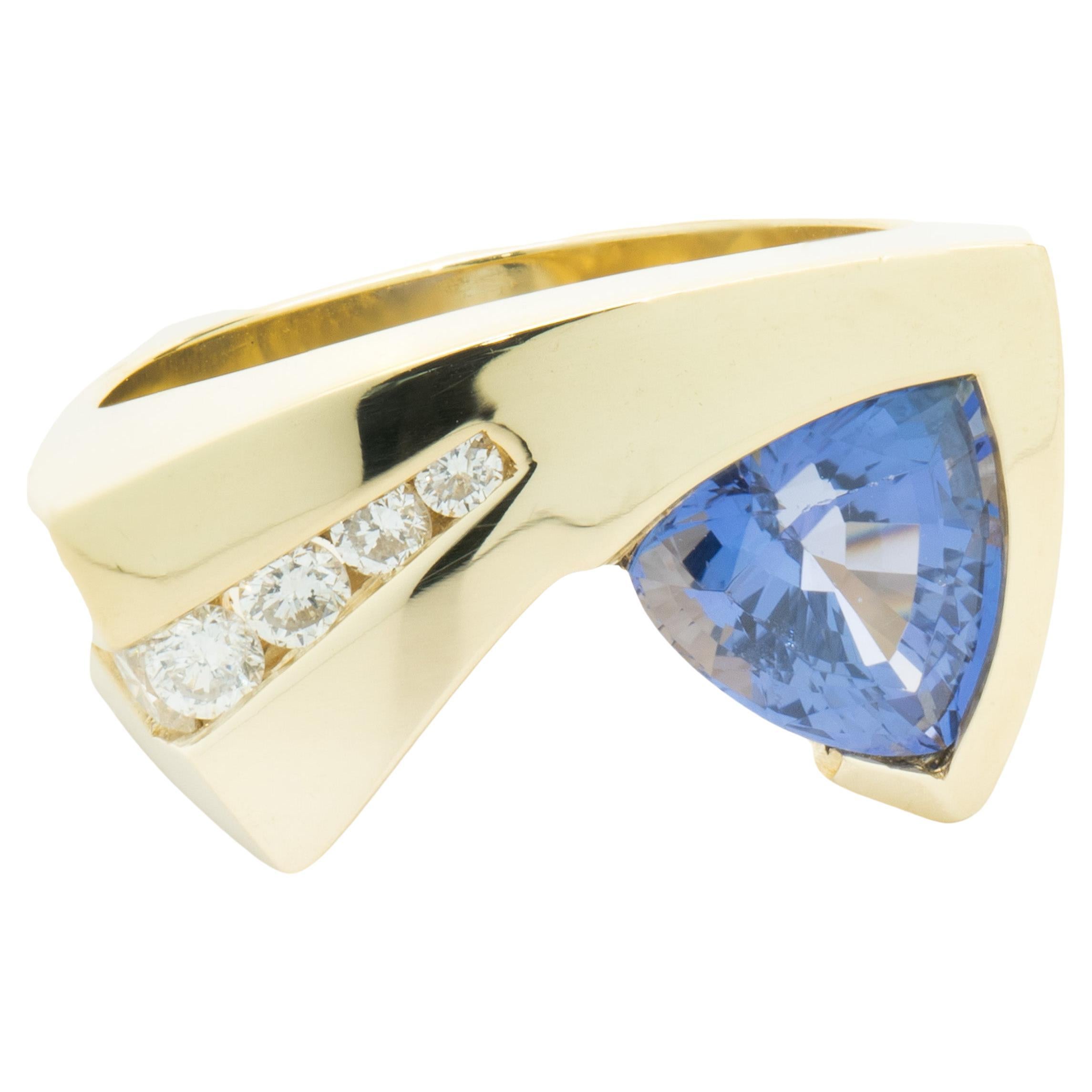 18 Karat Yellow Gold Bezel Set Tanzanite and Diamond Geometric Ring For ...