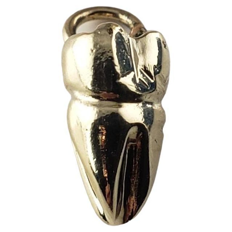14 Karat Yellow Gold Tooth Charm For Sale at 1stDibs