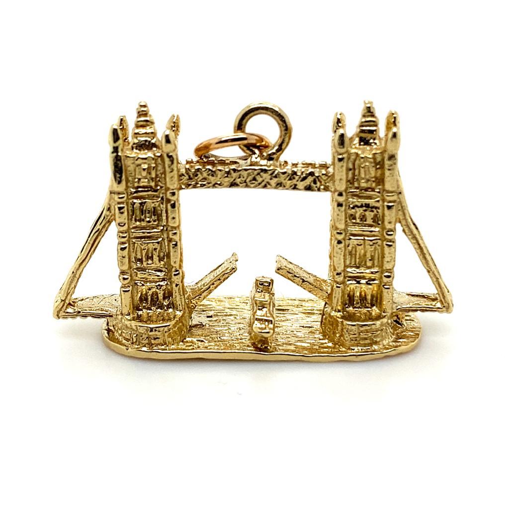14 Karat Yellow Gold Tower Bridge Charm For Sale at 1stDibs