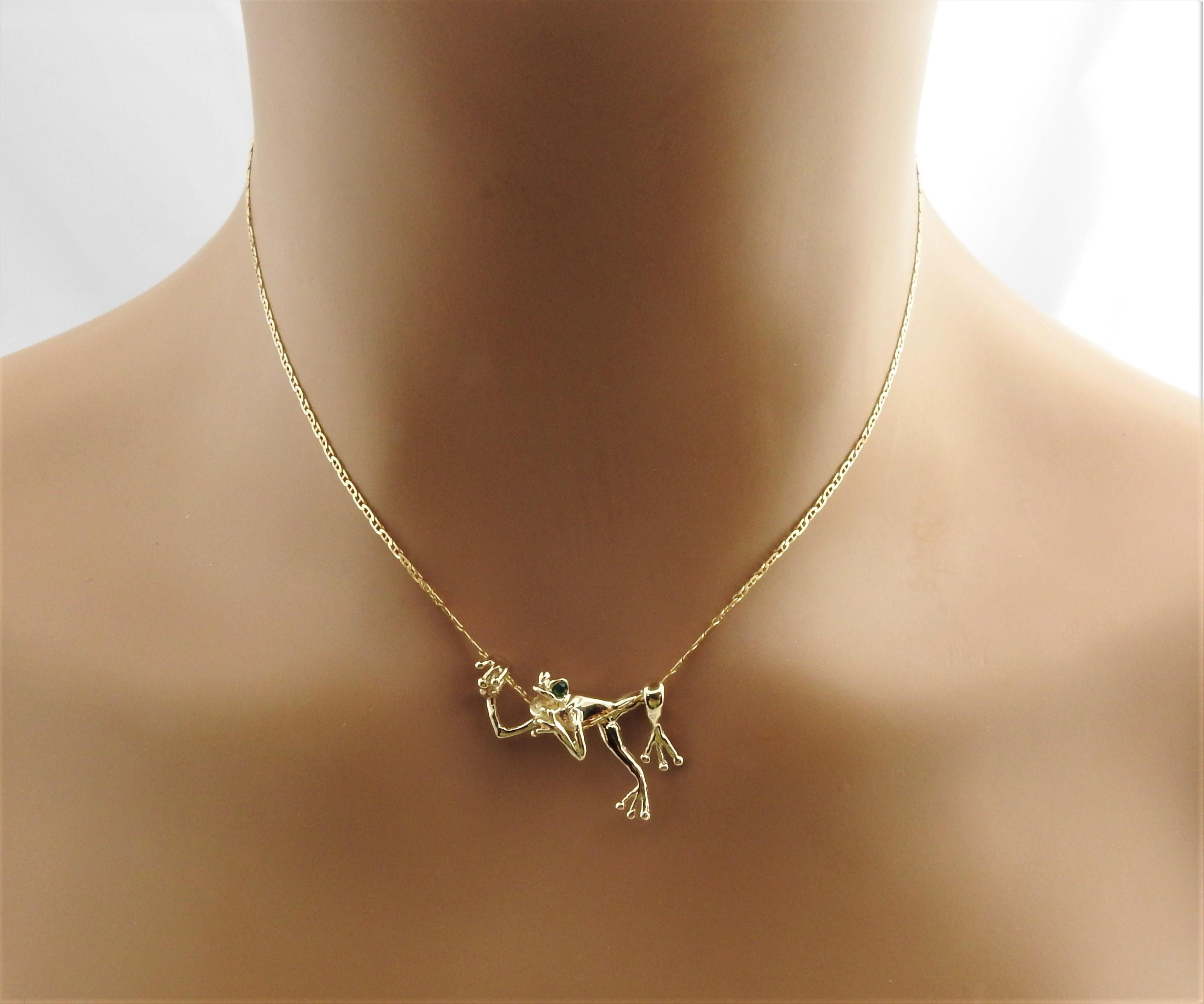14 Karat Yellow Gold Tree Frog Pendant at 1stDibs
