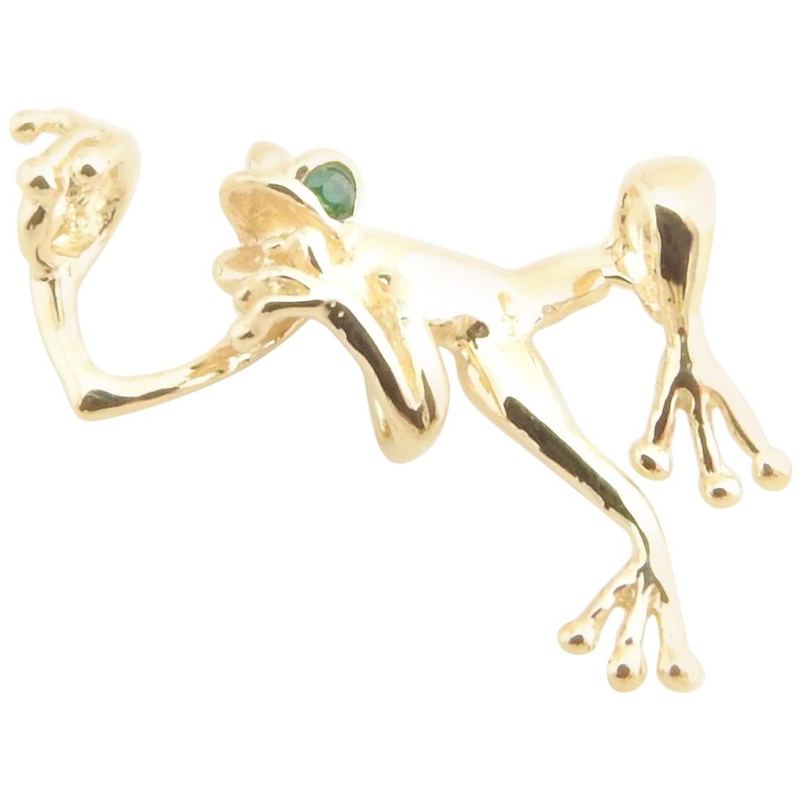 14 Karat Yellow Gold Tree Frog Pendant at 1stDibs