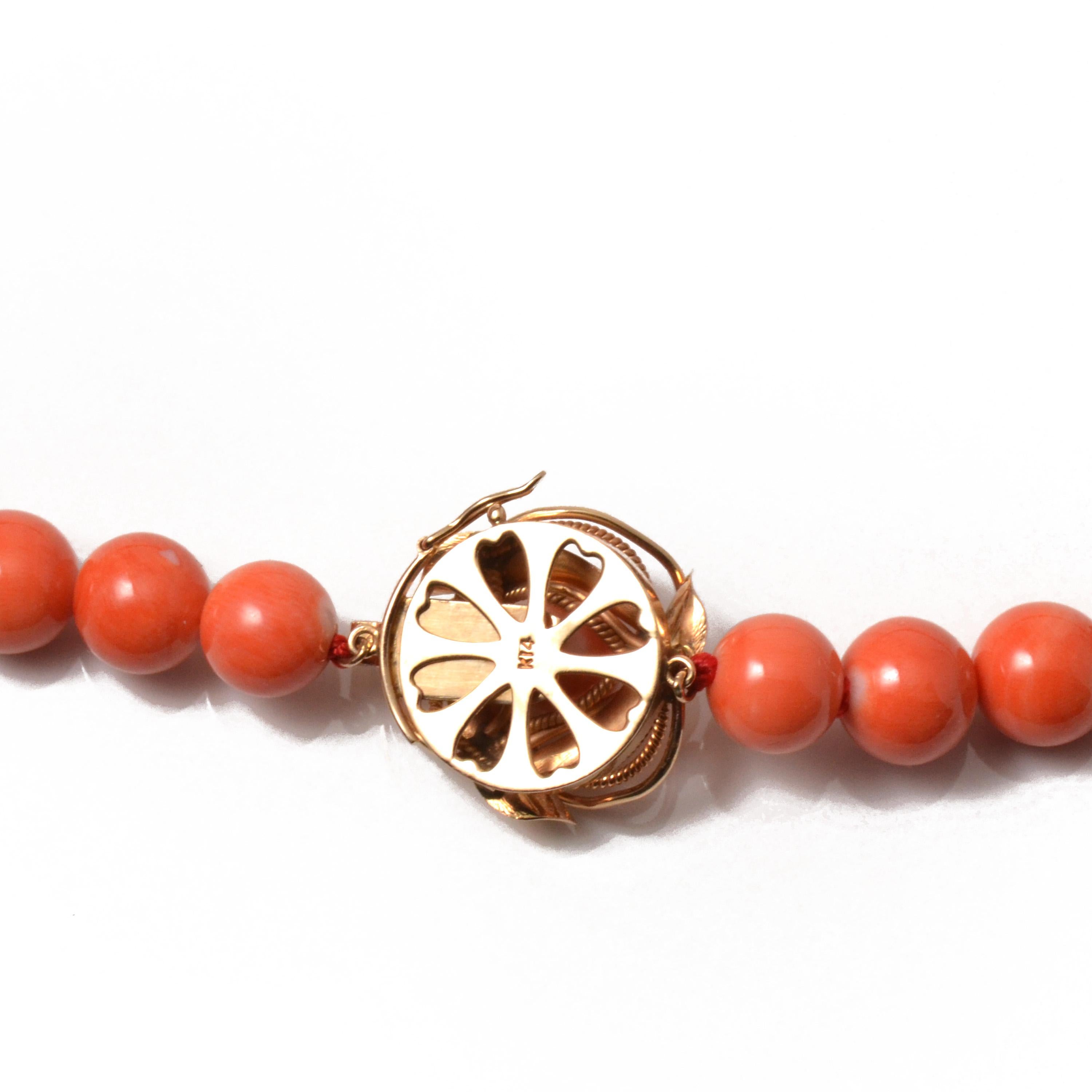 14 Karat Yellow Gold Vintage Momoiro Sango Coral Graduated Beads ...
