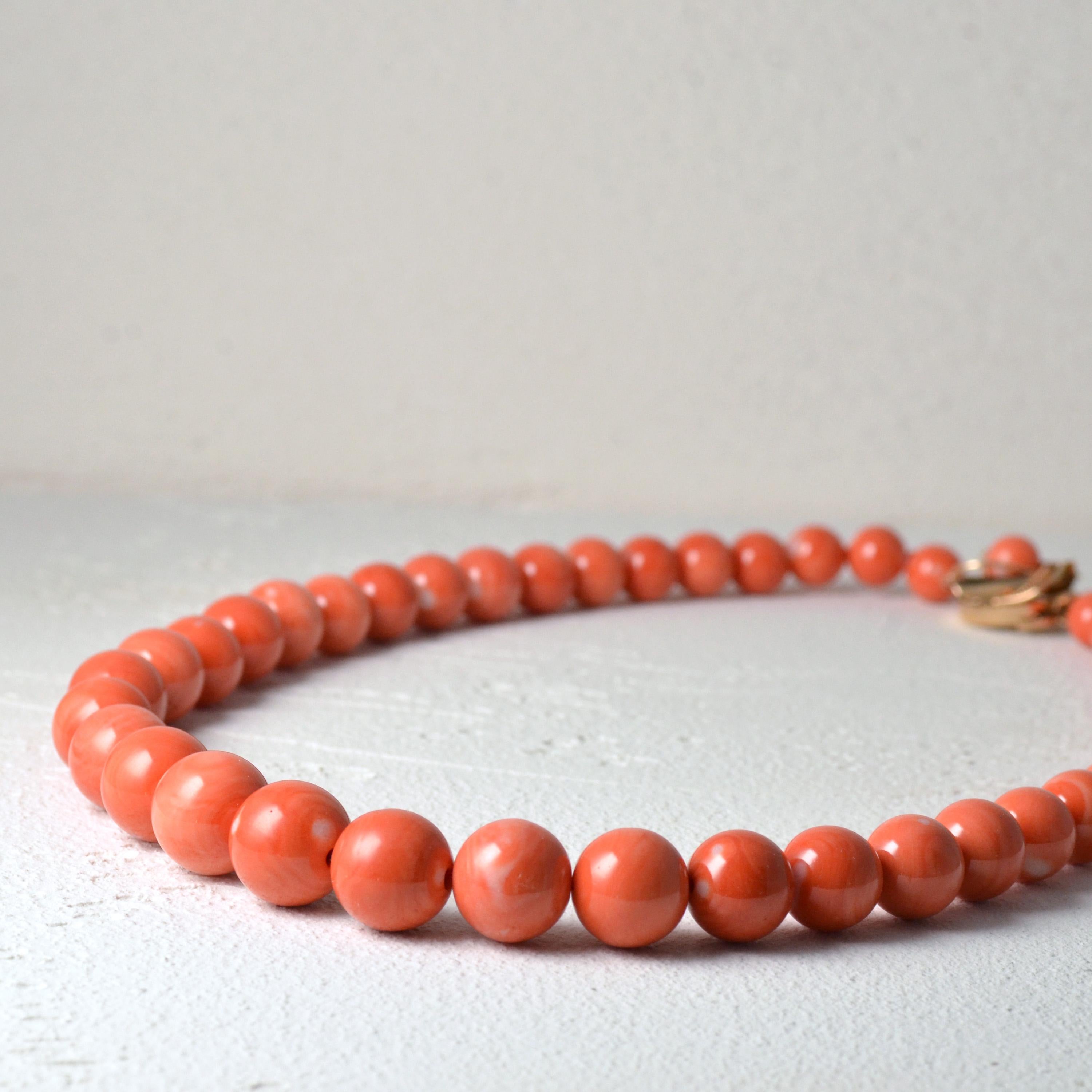 14 Karat Yellow Gold Vintage Momoiro Sango Coral Graduated Beads ...