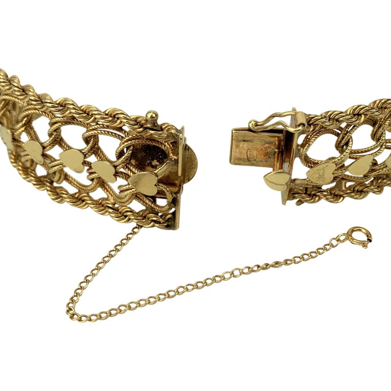 14 Karat Yellow Gold Vintage Spiral Rope Heart Charm Bracelet For Sale ...