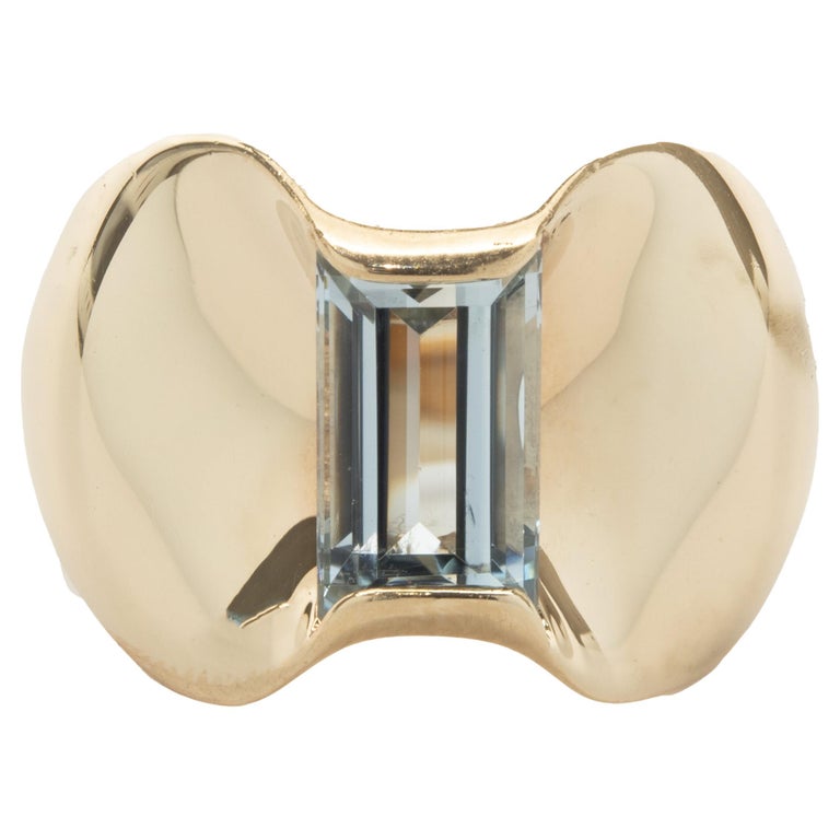 14 Karat Yellow Gold Wide Free Form Aquamarine Ring For Sale at 1stDibs