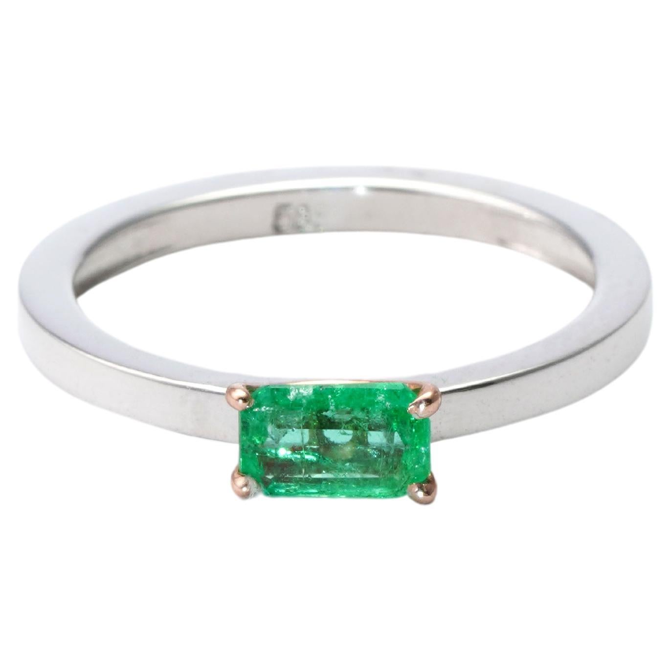 14 kt White and Pink Gold Columbian Emerald Ring at 1stDibs