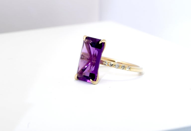 14 Kt Yellow Gold Amethyst Diamond Ring For Sale at 1stDibs