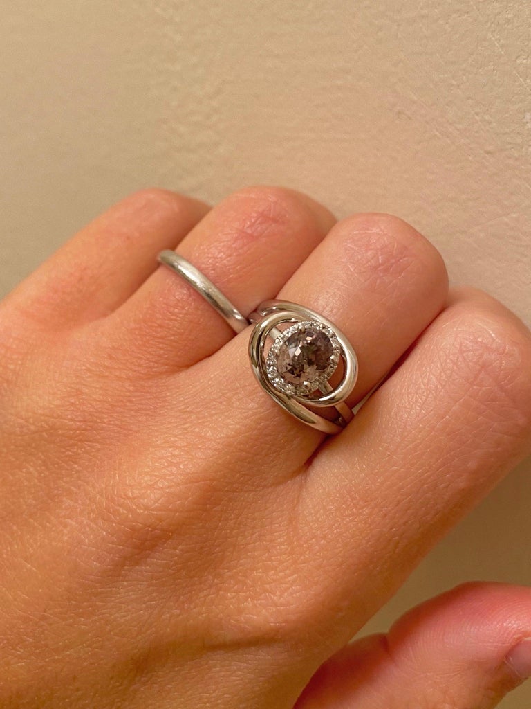 1.40 Carat Oval Natural Color Changing Alexandrite and Diamond Ring 14K ...