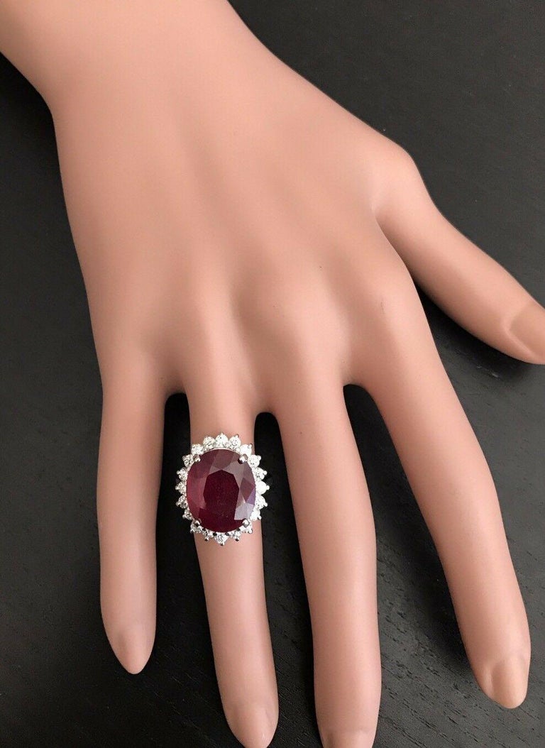 14.05 Carats Red Ruby and Natural Diamond 14k Solid White Gold Ring For Sale at 1stDibs