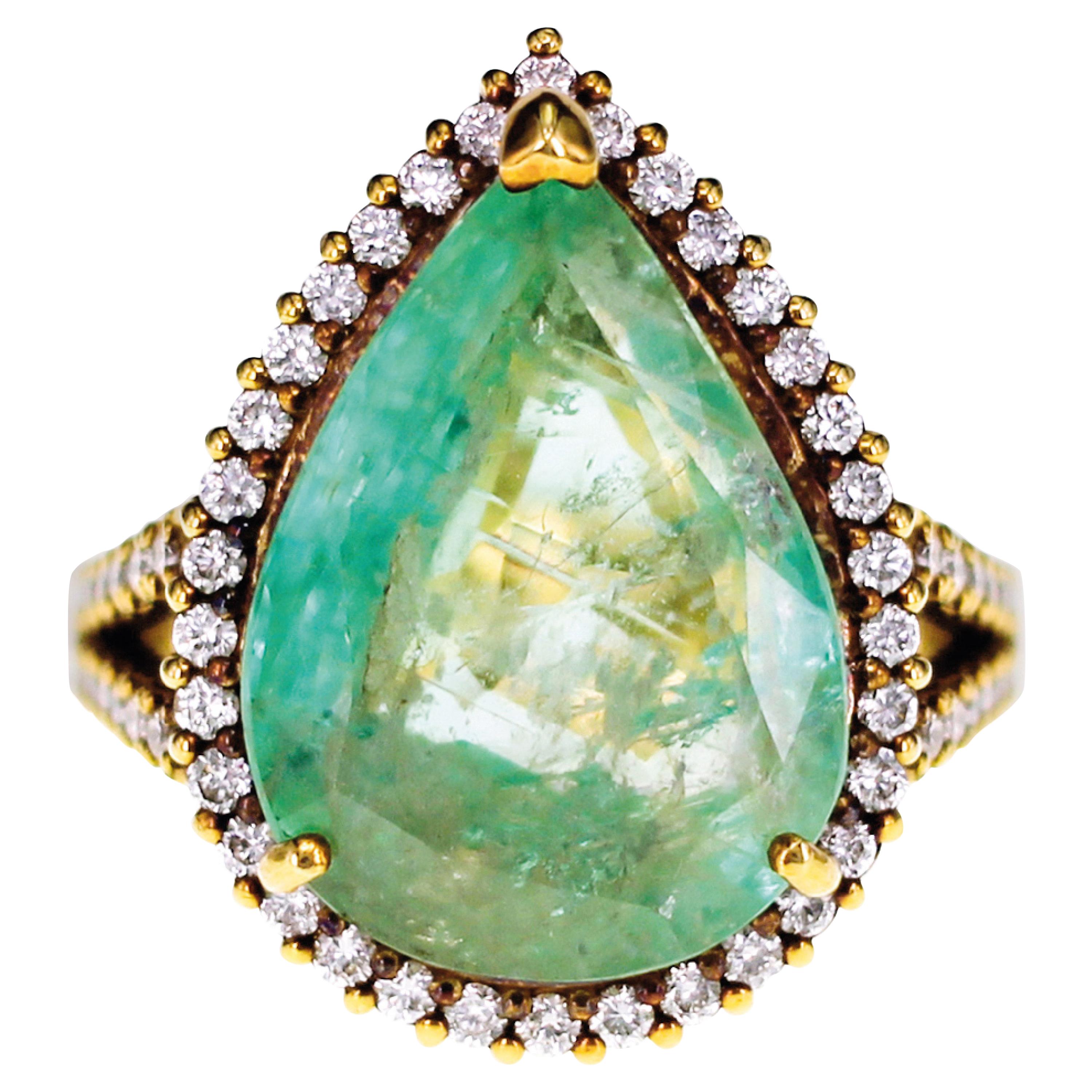 British Colonial Solitaire Rings - 2 For Sale at 1stDibs