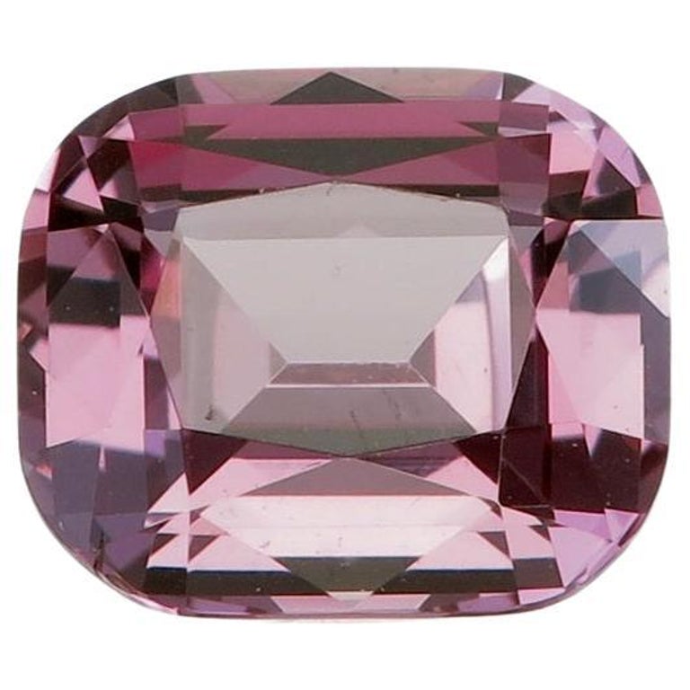 1.42 Carat Pink Ceylon Spinel For Sale at 1stDibs
