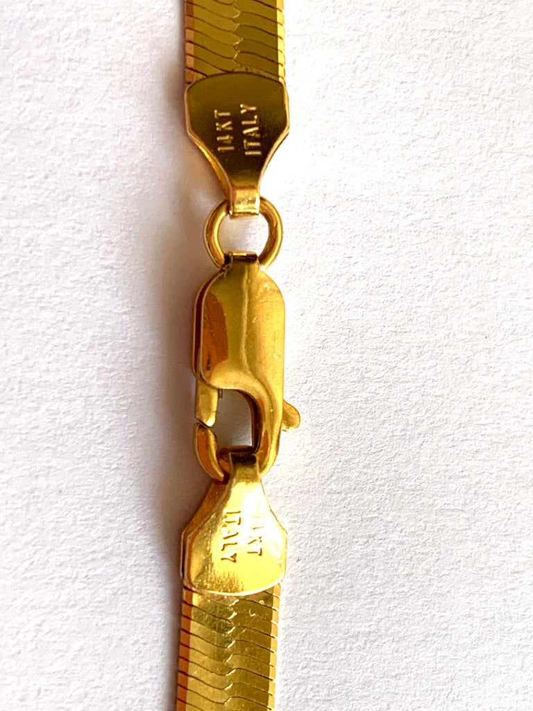 14ct Gold Necklace For Sale at 1stDibs