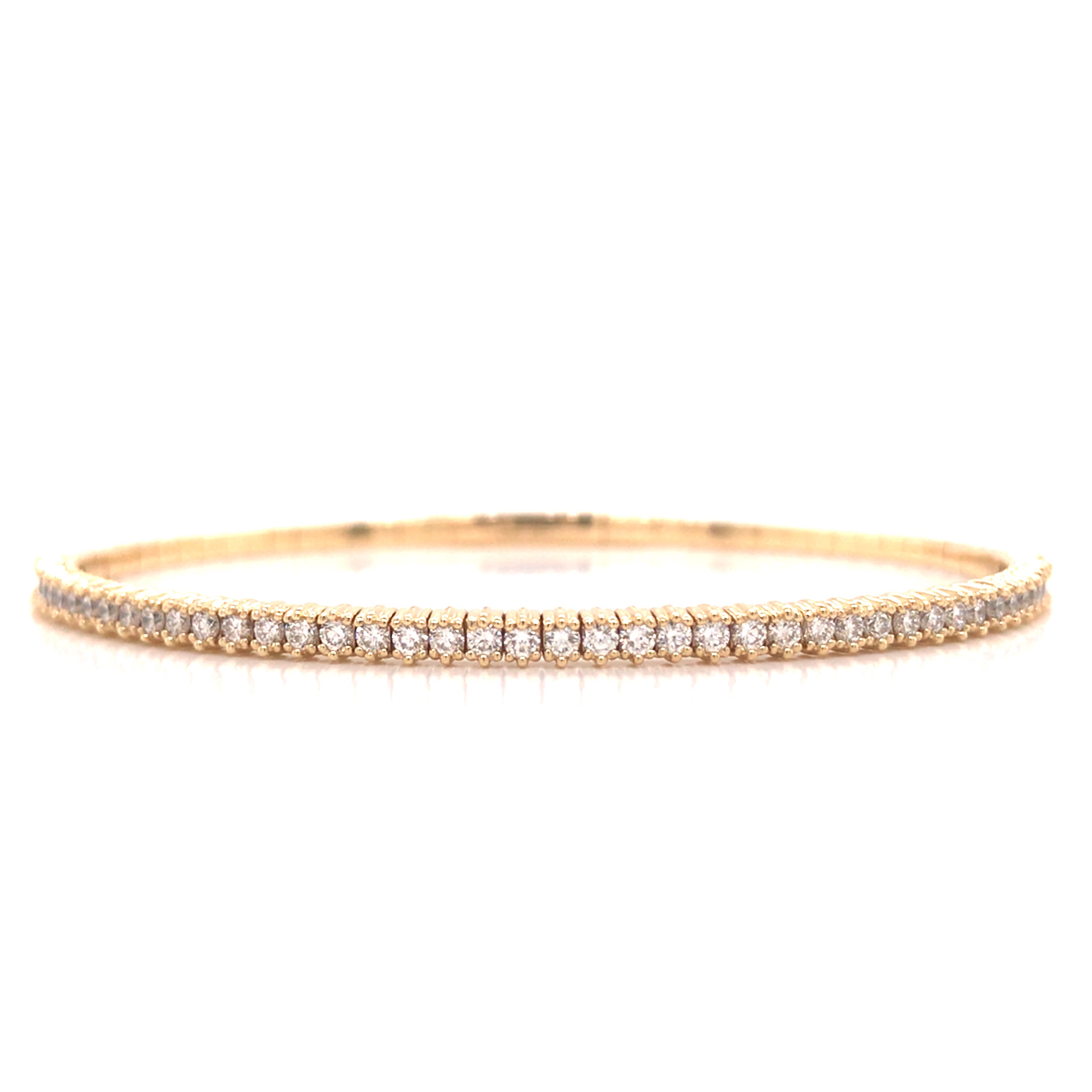 1960s Oval 18 Karat Yellow Gold Bangle Bracelet at 1stDibs