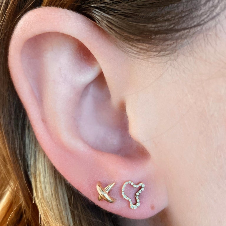 14k Gold AMANDA PEARL Stitch Stud Earrings For Sale at 1stDibs