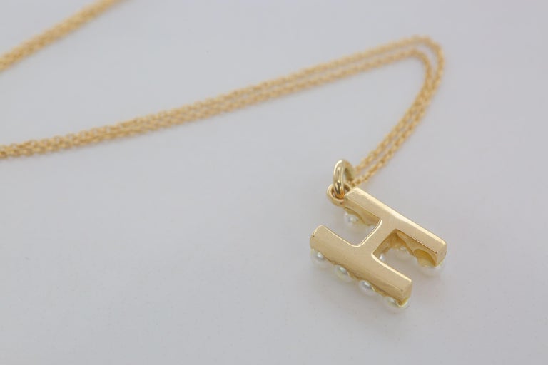 14K Gold and Pearl Initial Letter 'H' Necklace For Sale at 1stDibs