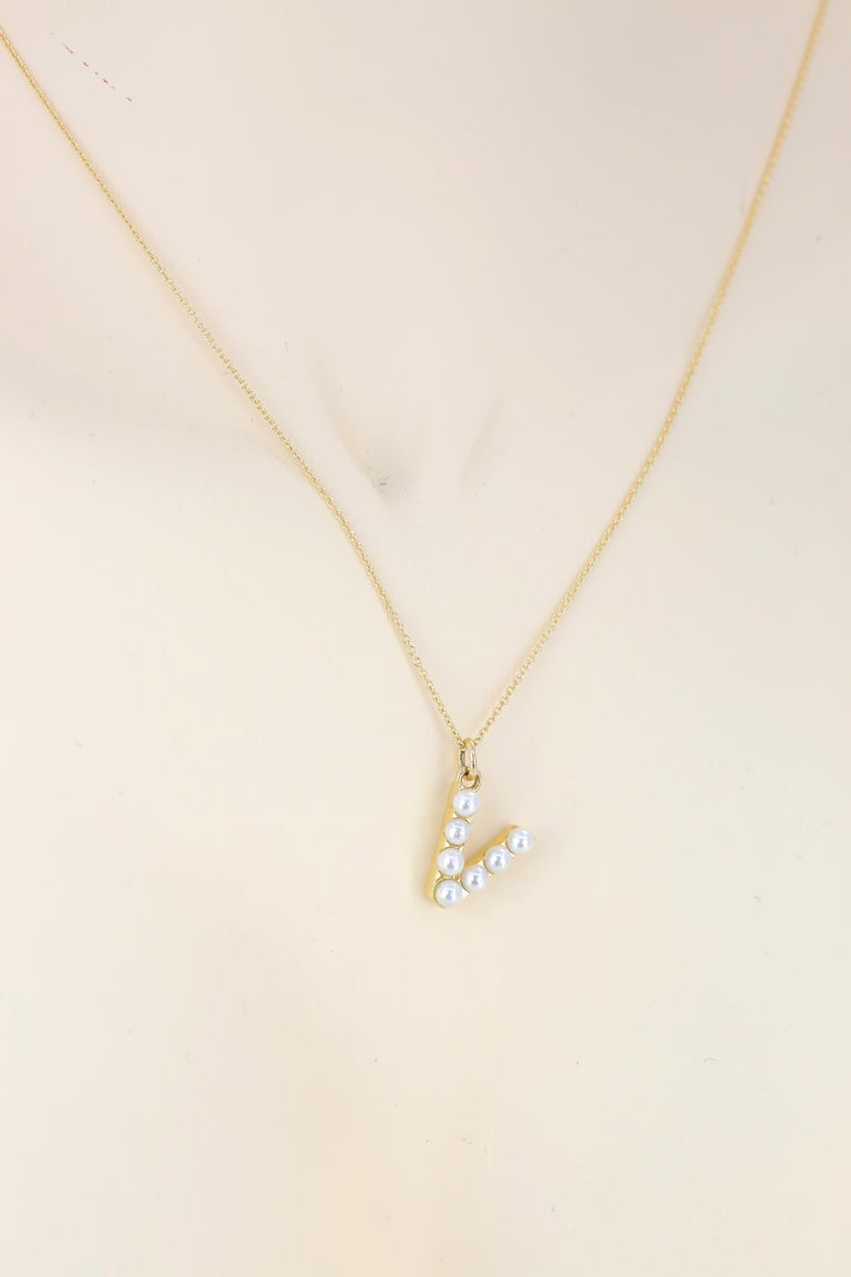 14K Gold and Pearl Initial Letter V Necklace For Sale at 1stDibs