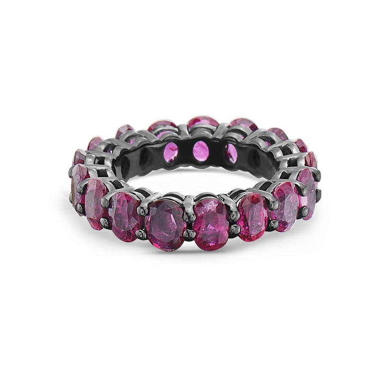 14 Karat Gold Black Rhodium and Ruby Eternity Band Ring For Sale (Free ...