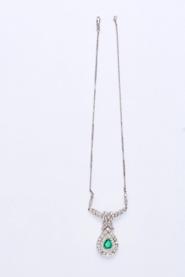 14 Karat Gold Emerald and Diamonds Collier 'Necklace' For Sale at 1stDibs