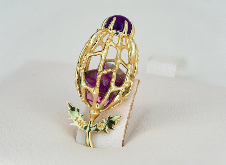 14k Gold Flower Bud Pendant with Amethysts and Emeralds For Sale at 1stDibs