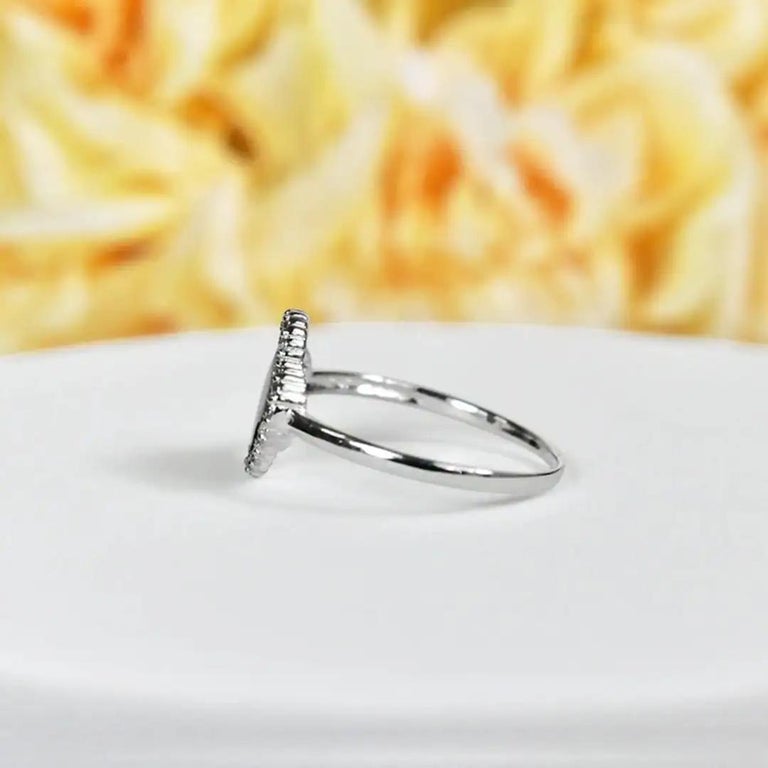 Customizable 14k Gold Gemstone Clover Ring Solid Gold Diamond For Sale ...